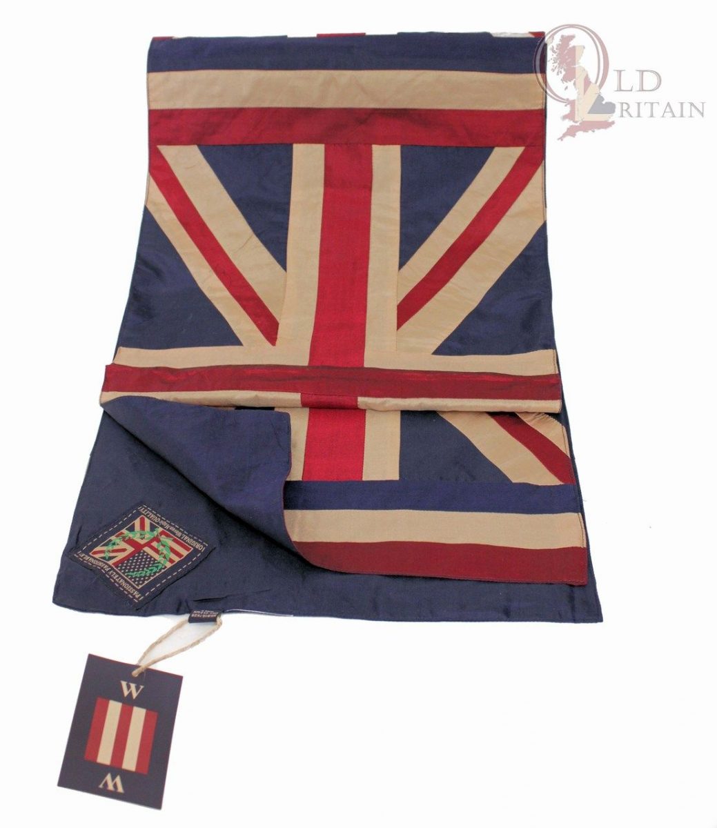 Union Jack Scarf - British classic clothing accessory