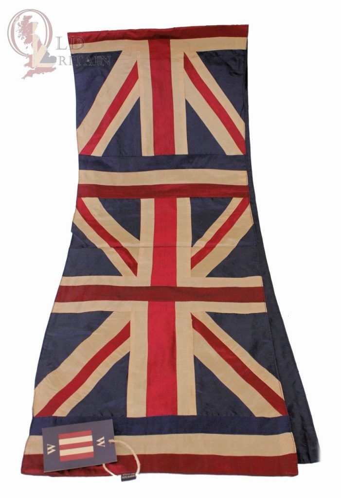 Union Jack Scarf - British classic clothing accessory